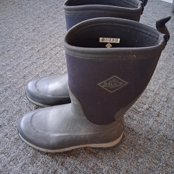 Muck Boots | Shoes | Muck Kids Black And Gray Boots | Poshmark